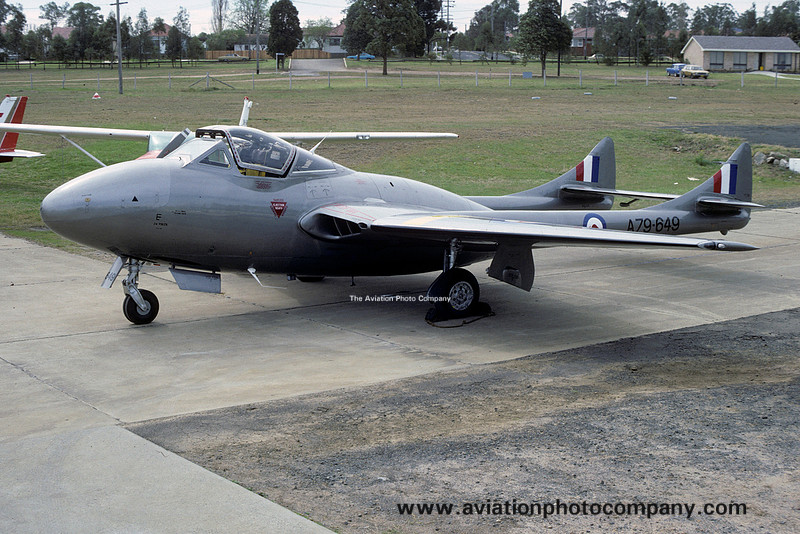 The Aviation Photo Company | Archive | RAAF De Havilland Vampire T.35A ...