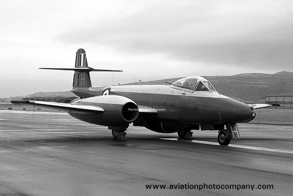 The Aviation Photo Company | Archive | RAE Llanbedr Gloster Meteor U.16 ...