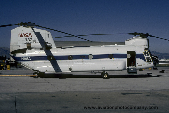 The Aviation Photo Company | NASA | NASA/Army Vertol CH-47C Chinook ...
