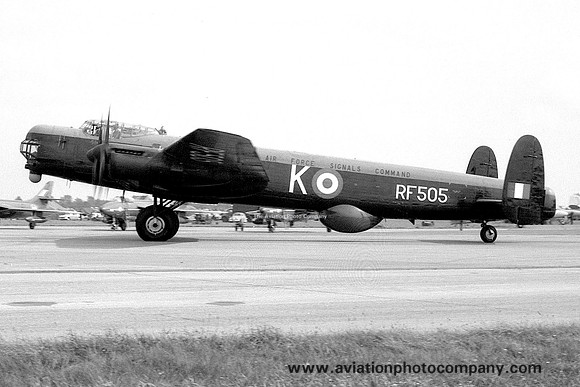The Aviation Photo Company | Lincoln (Avro) | RAF Signals Command Avro ...