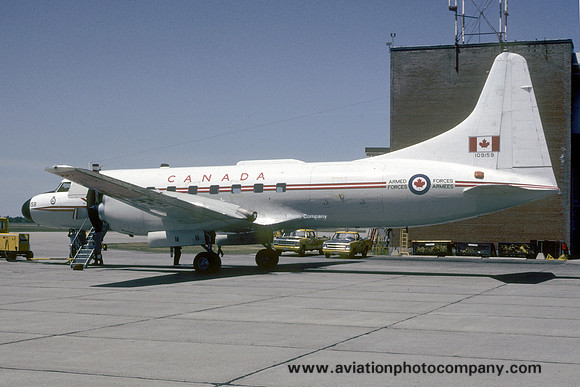 The Aviation Photo Company | Convair 580 | Canadian Air Force 412 ...