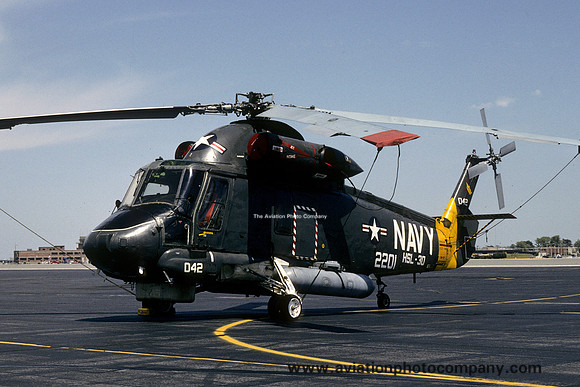 The Aviation Photo Company | United States Navy | US Navy HSL-40 Kaman ...