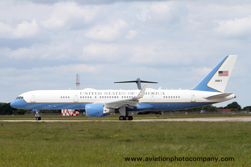 The Aviation Photo Company | Boeing 757