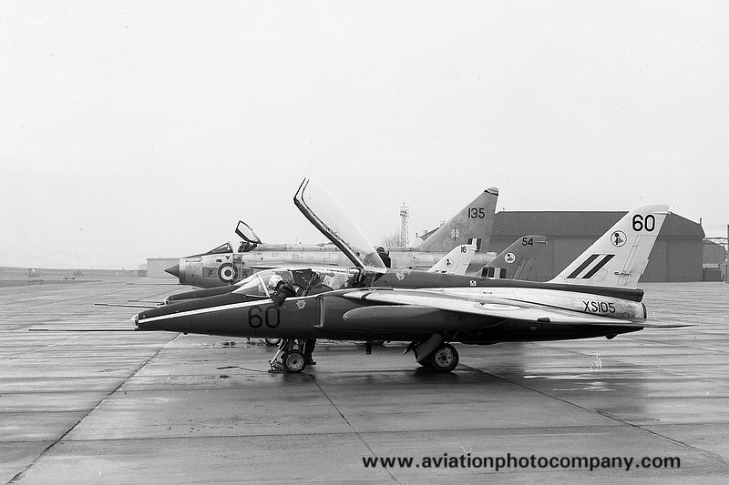 The Aviation Photo Company | Gnat (Folland) | RAF 4 FTS Folland Gnat T ...