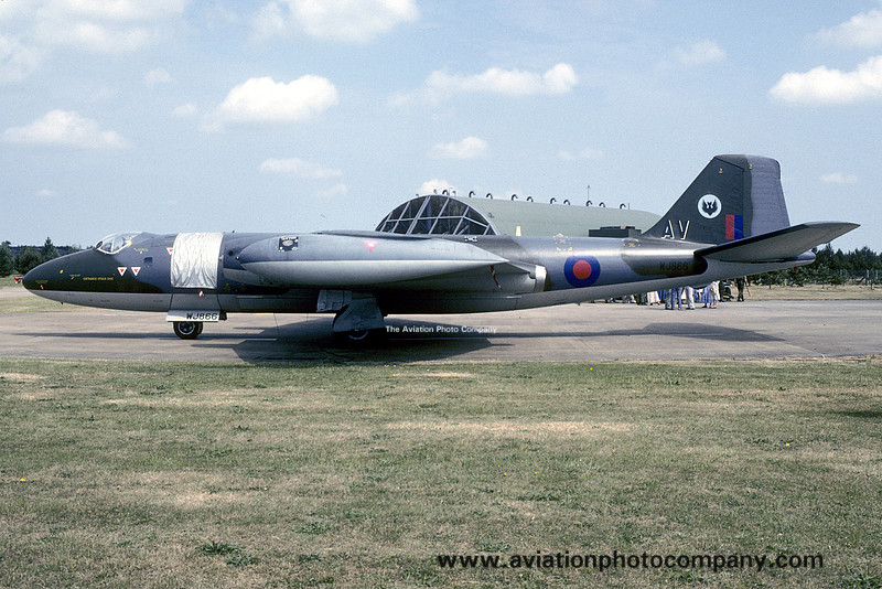 The Aviation Photo Company | Canberra (English Electric)